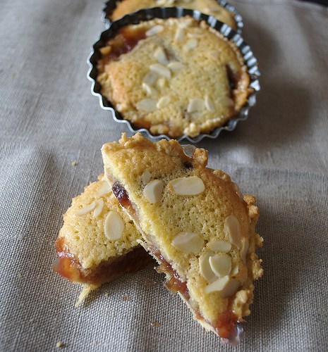 Bakewell Tart and Rhubarb & Vanilla Jam | Blog